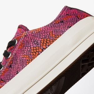 Converse | Shoes | Converse Chuck 7 Low Digital Daze Python Print ...